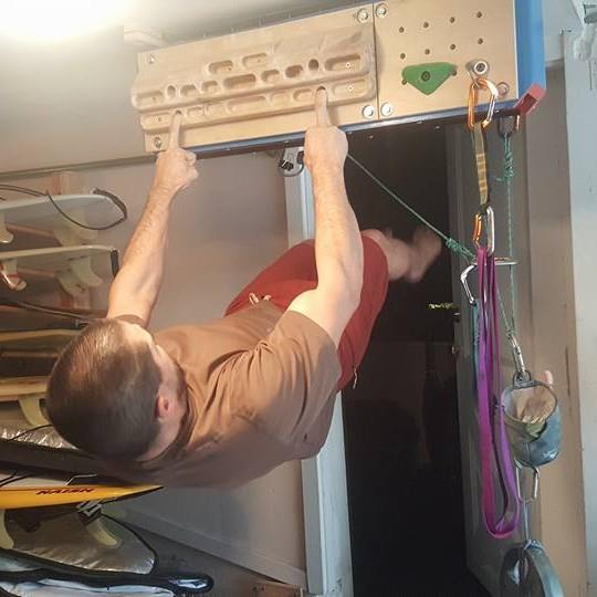 Beastmaker 2000 Series Wooden Training Board/Hangboard 58cm Brown