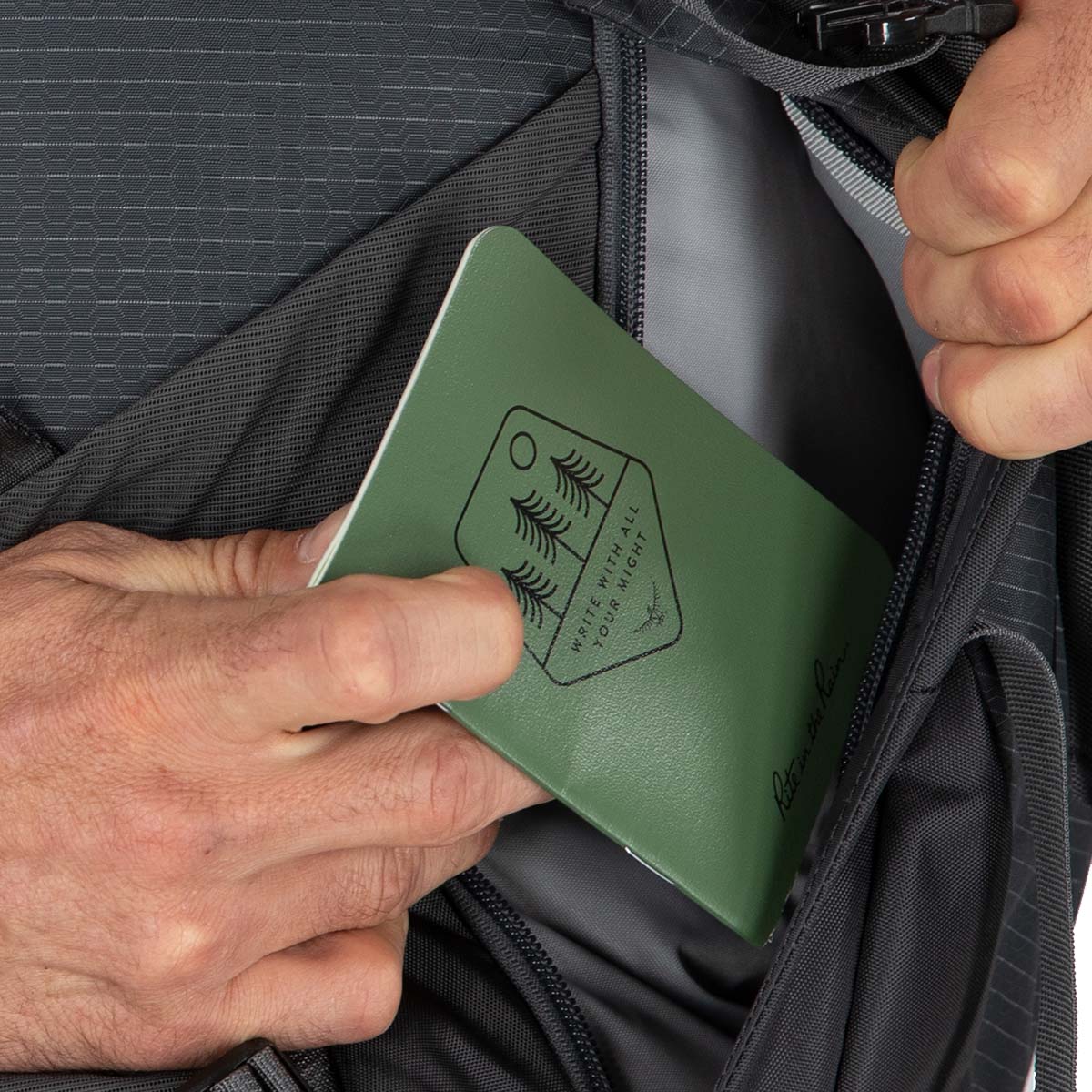 Osprey Stratos 44 Hiking Backpack | Absolute-Snow