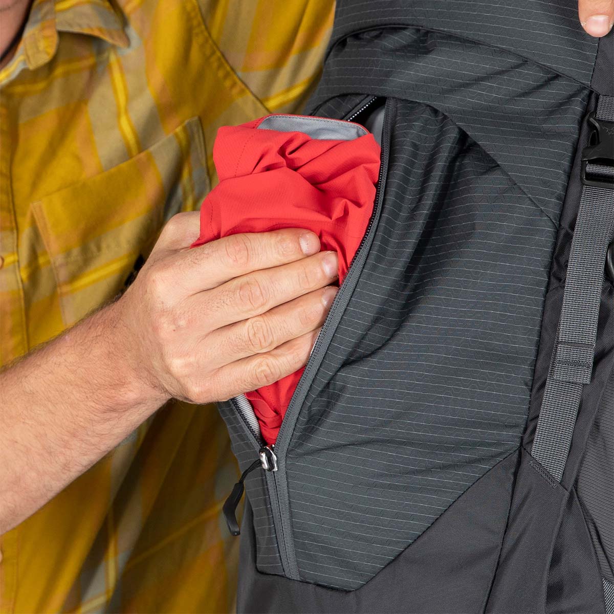 Osprey Stratos 44 Hiking Backpack | Absolute-Snow