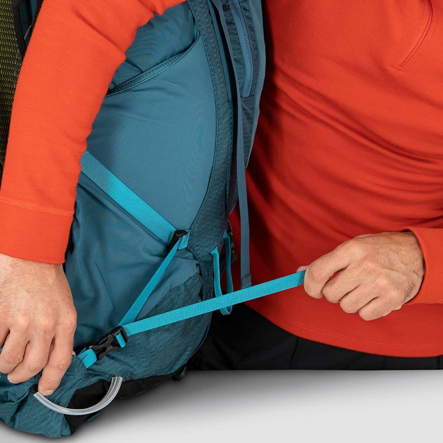 Osprey Atmos AG 65 Hiking Backpack | Absolute-Snow